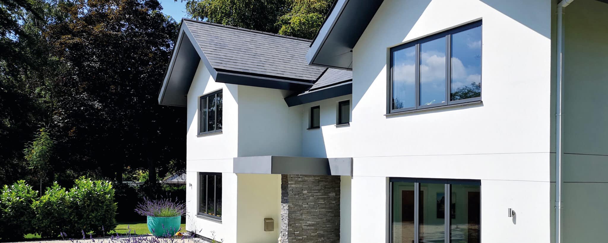Custom Made Aluminium Windows With Slim FramesIDSystems