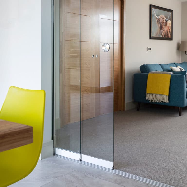 Bifold Doors, Glazing Systems & Windows | IDSystems
